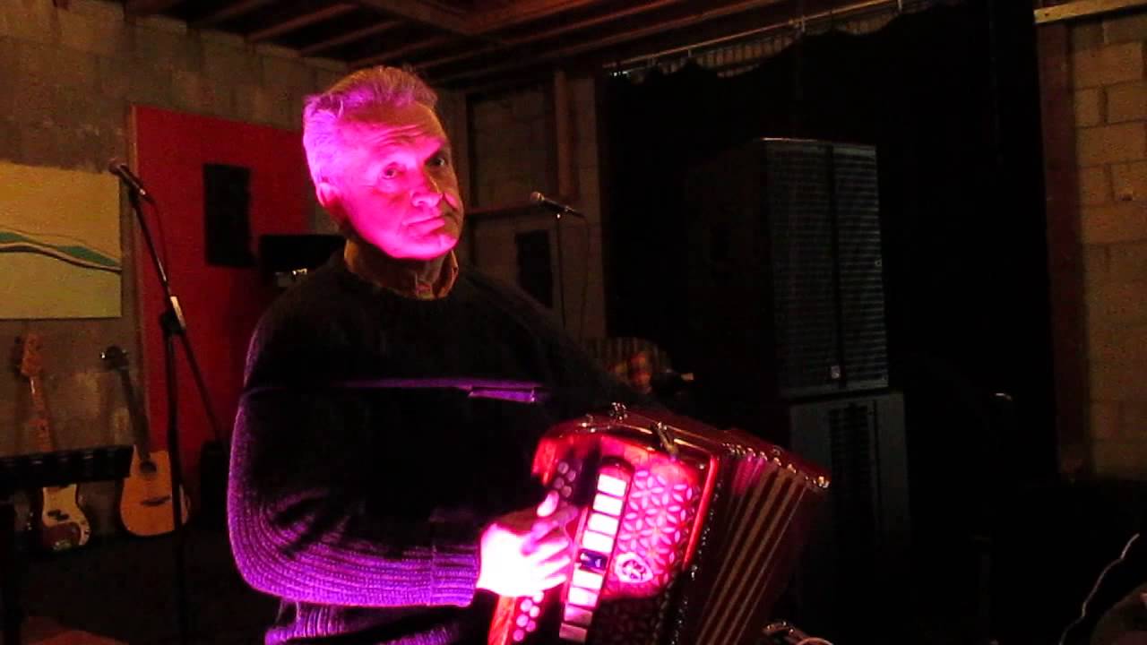 Gerard Walsh Snr - Accordion Medoly - YouTube