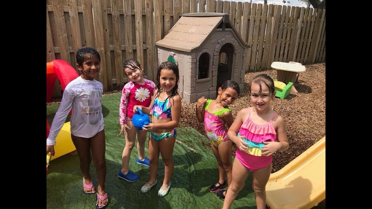 SUMMER DAYS SUMMER CAMP AT A CHILDREN'S CAROUSEL! - YouTube