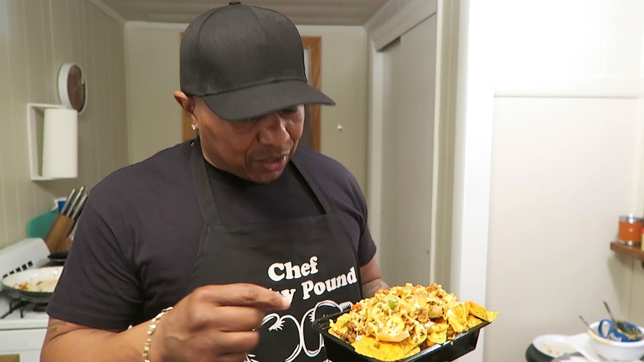 (PART 2)Super Bowl Prison Nachos Make You Lick Your Fingers Clean ...