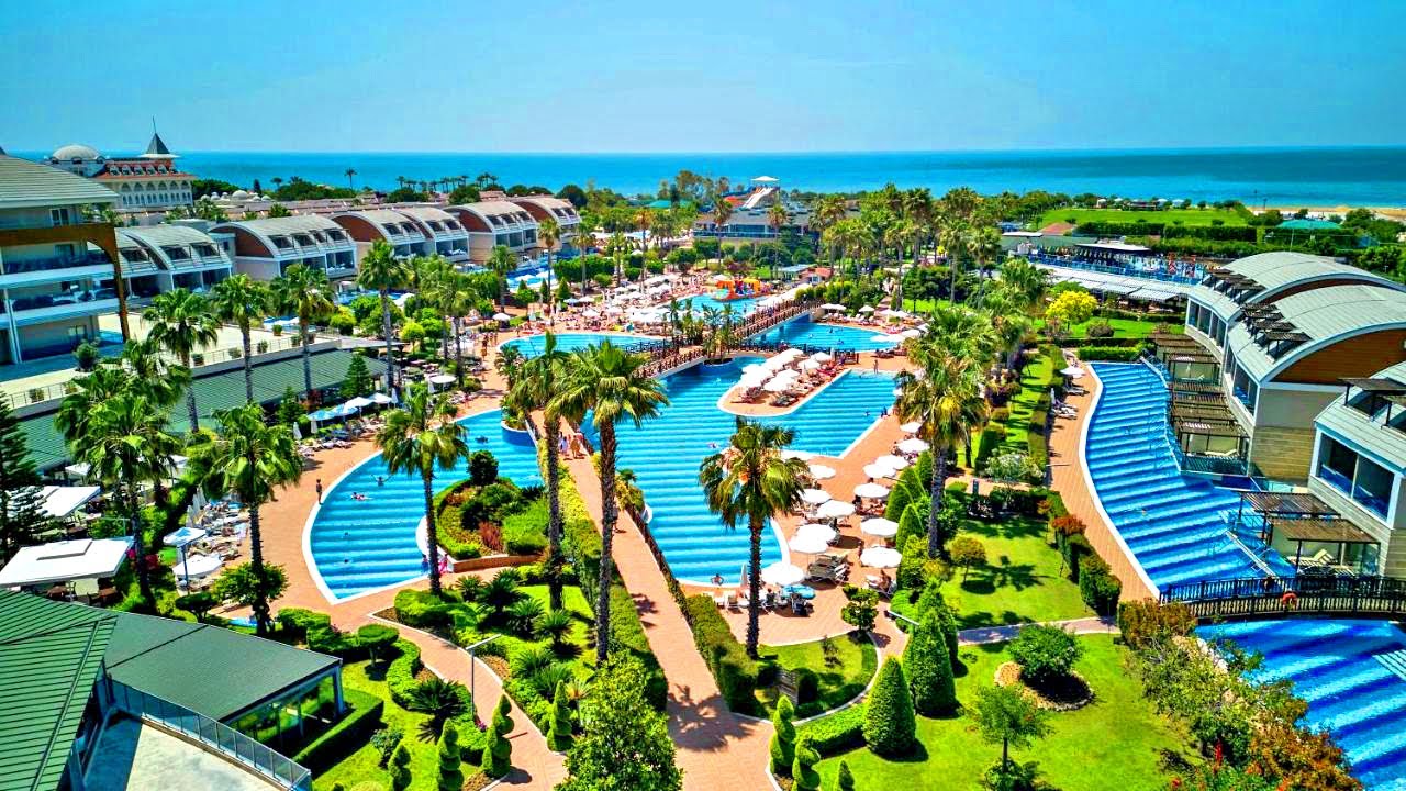 Tui Magic Life Jacaranda - YouTube