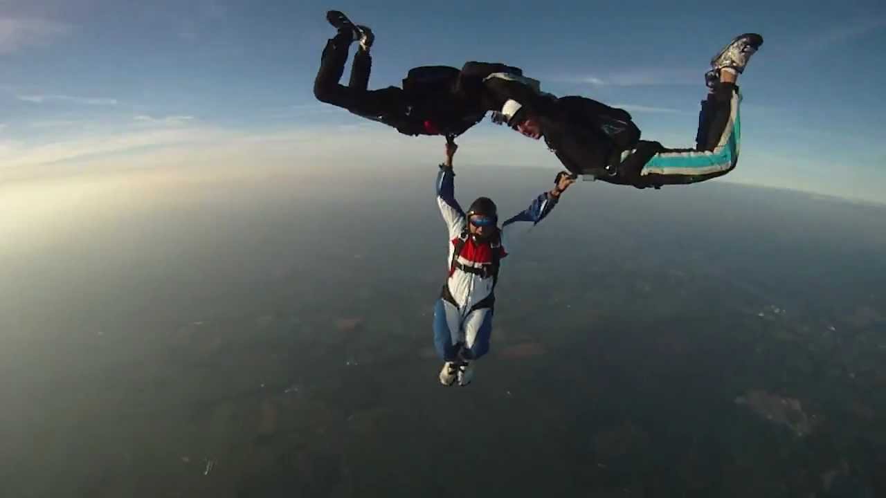 Hybrid Skydive to Celebrate 100th Jump | www.iLoveSkydiving.org - YouTube