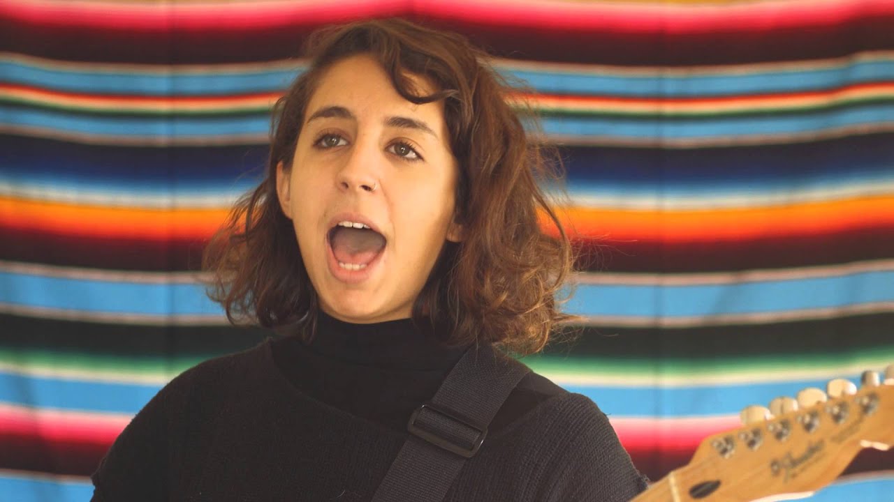 Alex Napping - Trembles Part II (Live In A Living Room) - YouTube
