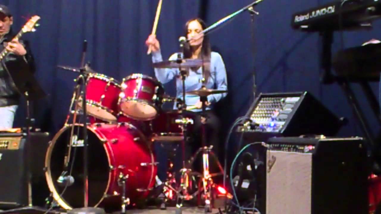 Sexy Drummer Creedence Clearwater Revival Green River - YouTube