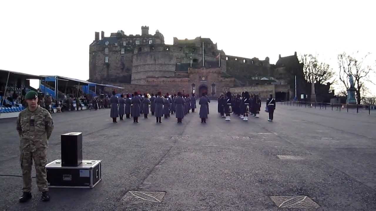 Easter Vac 2012: Parade at Edinburgh Castle - YouTube