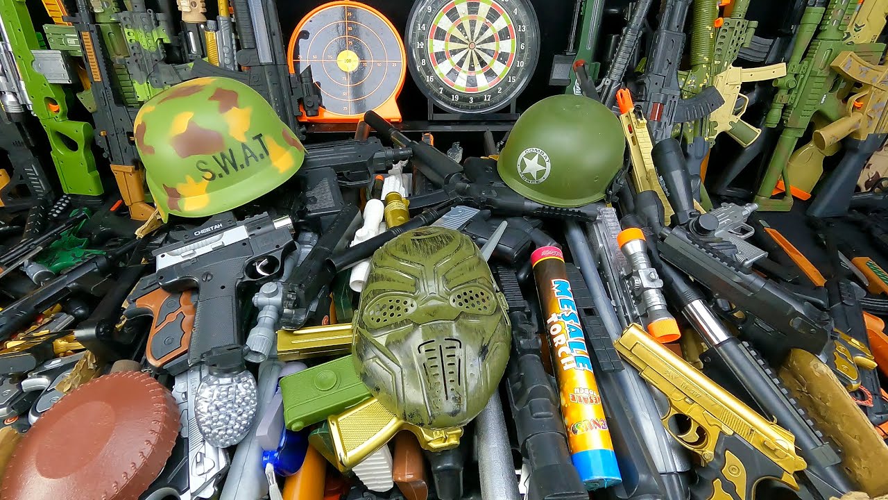 Military Weapons, Special Forces Armory, Giant Toy Gun Collection ...