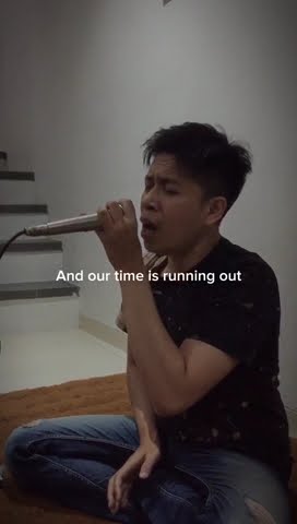 Muse - Times is Running out Matthew Bellamy mode on 😄 #short#trendingstar#muse#timeisrunningout ...