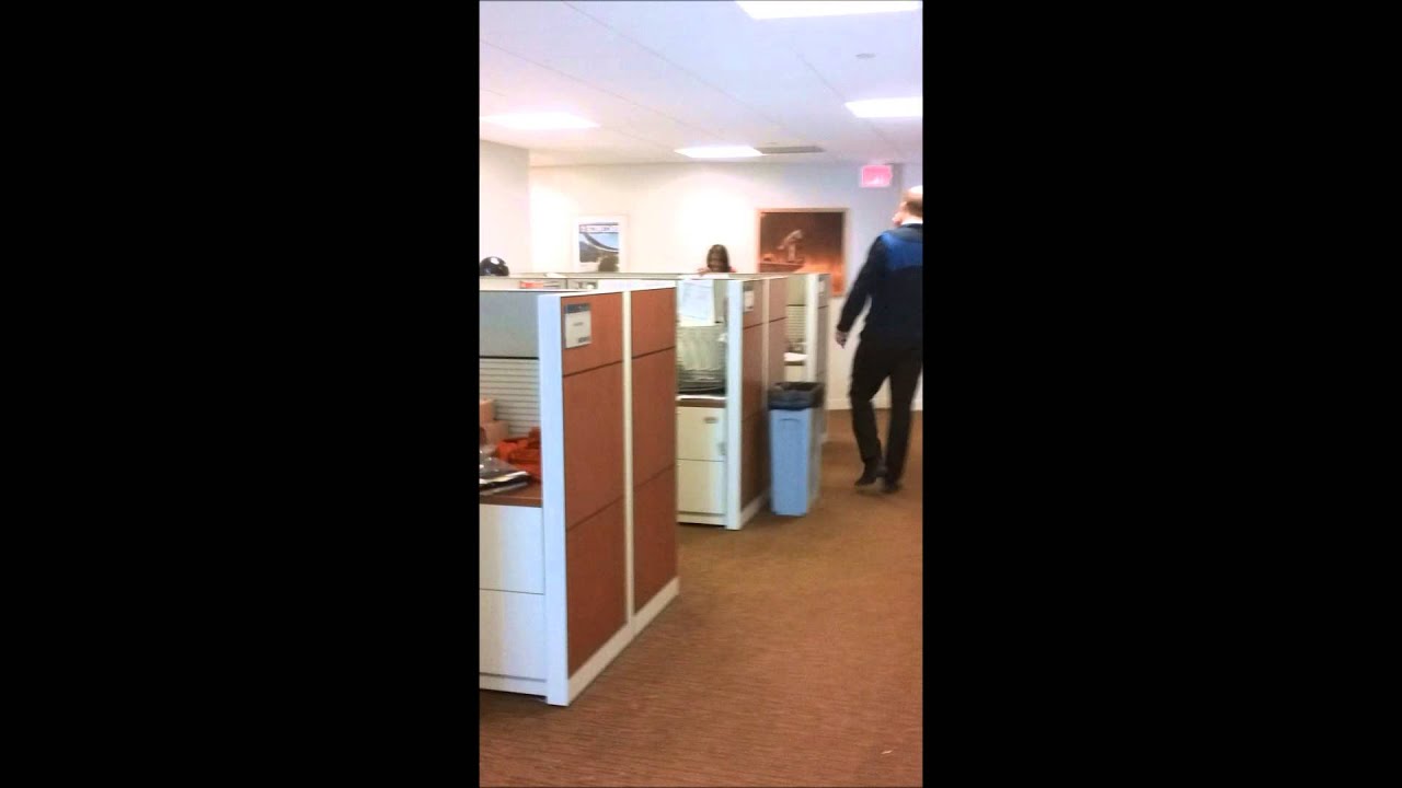 Twins Office Scare - YouTube