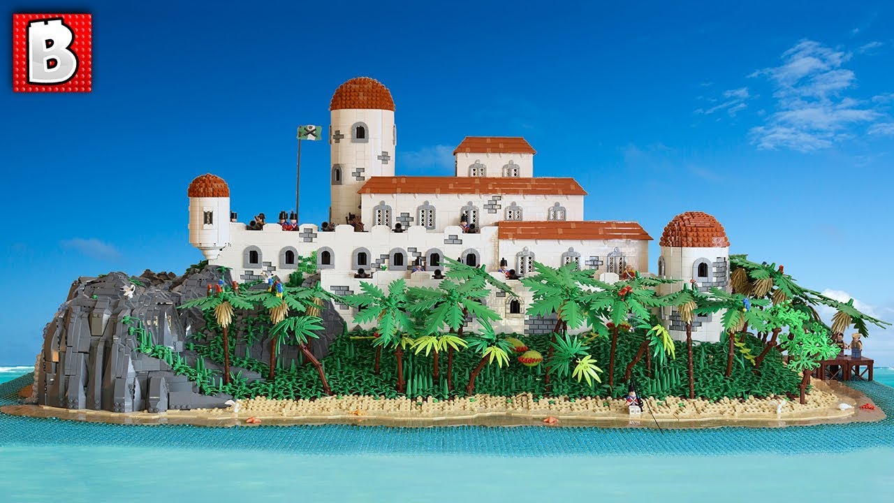 Plastic Paradise! LEGO Caribbean Fort has the BEST Beach Build | TOP 10 ...