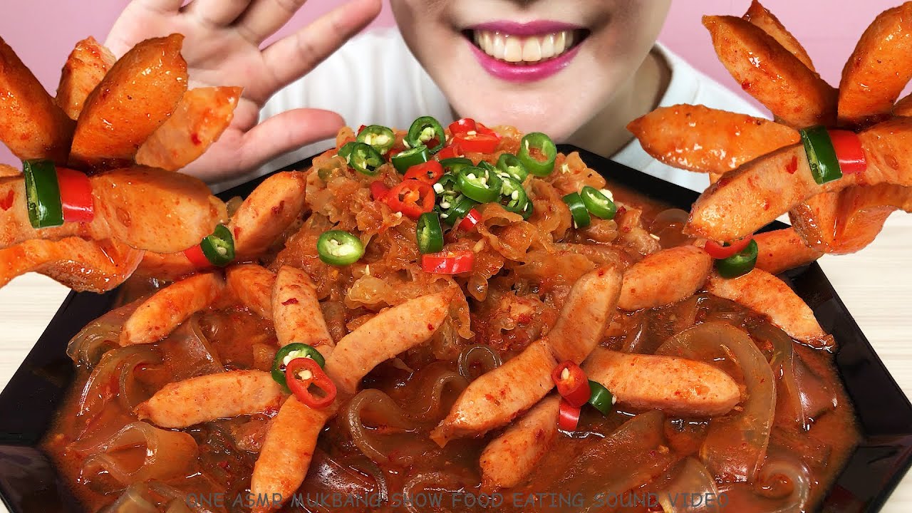 ASMR MUKBANG super spicy fire mara sauce mushroom Chinese glass noodles ...