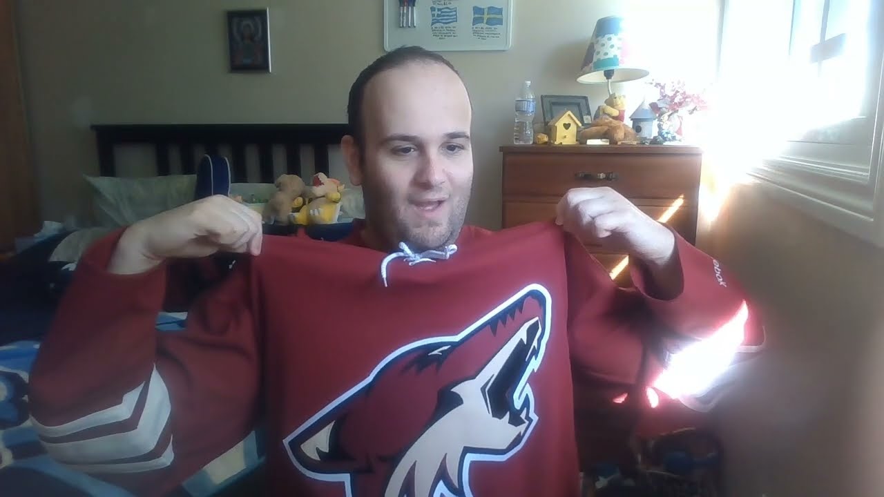 Alex Meruelo walks away from Coyotes' ownership (SWEDISH) - YouTube