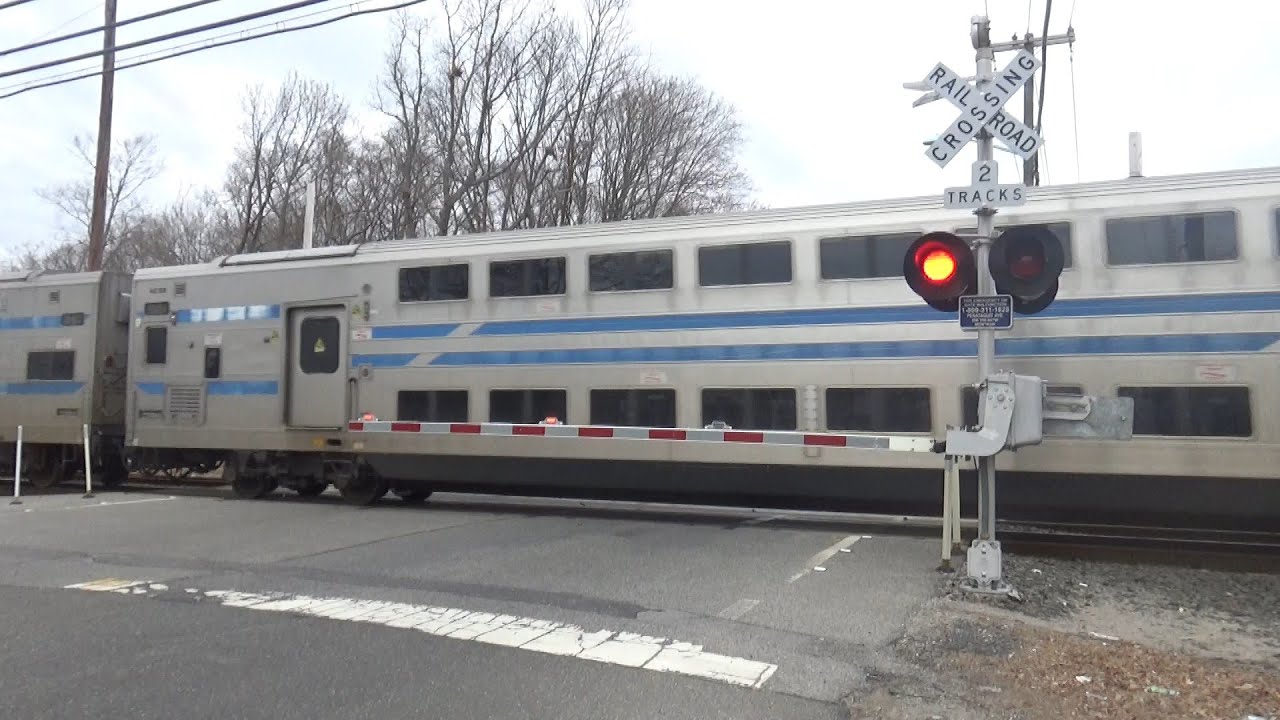 *New Bell* LIRR 417 Bi-Level Train 36 to Speonk - Penataquit Ave ...