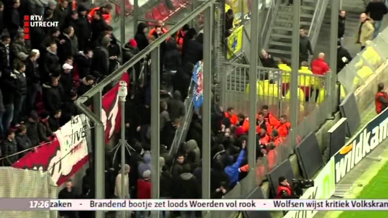 Politie toont 11 nieuwe foto´s van hooligans - YouTube