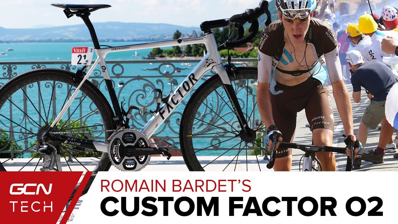 Romain Bardet's Custom Painted Factor O2 - YouTube