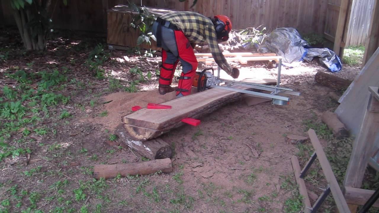 Milling Pecan Lumber With Stihl MS661C and Granberg Alaskan Mill - YouTube