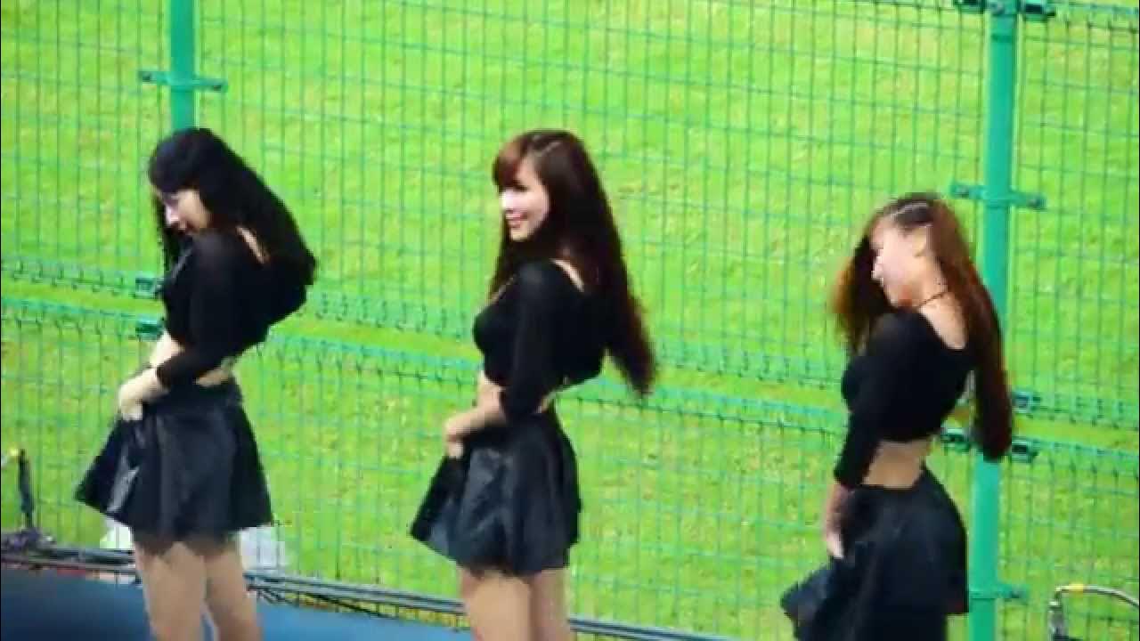 2015-05-06 桃園國際棒球場 Lamigo VS 中信兄弟 Lamigirls Mia 中場舞 - YouTube