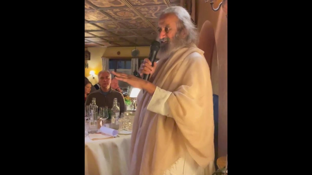 Sri Sri Ravi Shankar Gurudev Arrived at Satsang from London 2023 - YouTube