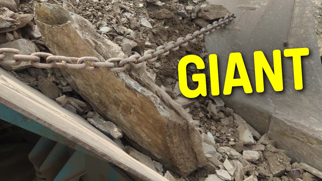 OH WOW... Super Satisfying Stone Crushing Process | Giant Rocks ...