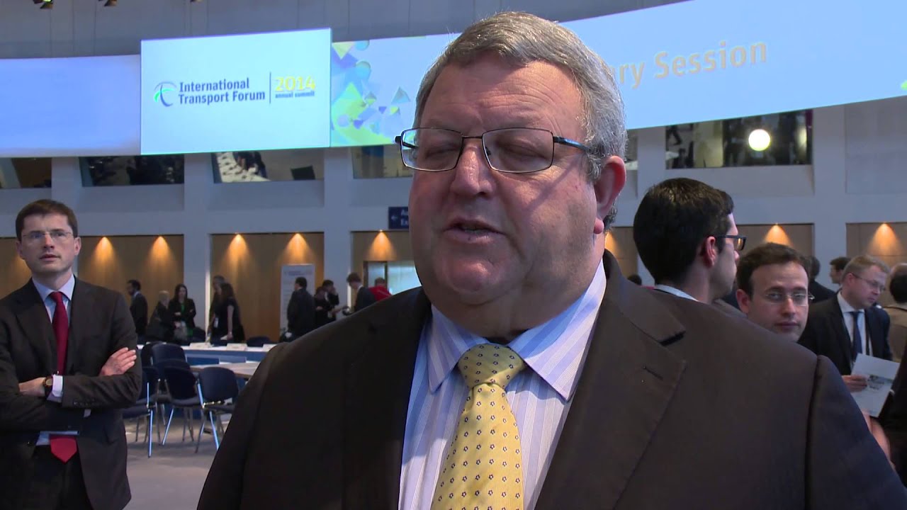 Gerry Brownlee interview - YouTube