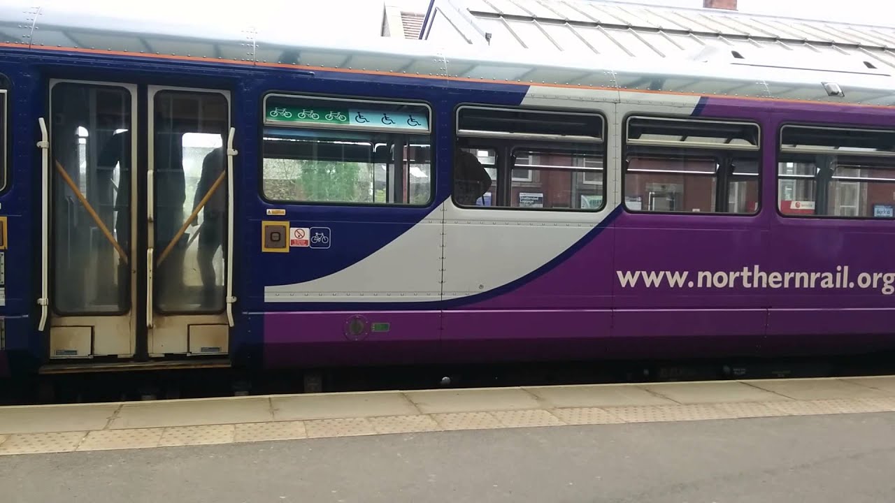 Northern Class 142 Arriving Scunthorpe - YouTube