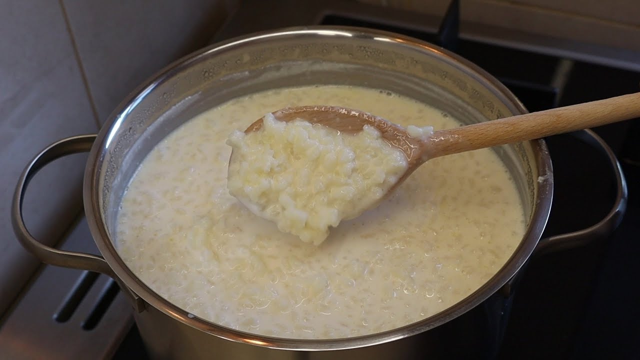 Orez cu Lapte Reteta Traditionala | Desert Romanesc Simplu, Cremos si ...