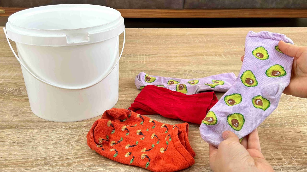 Look What I Made With Old Torn Socks And Plastic Bucket! Recycling Idea ...