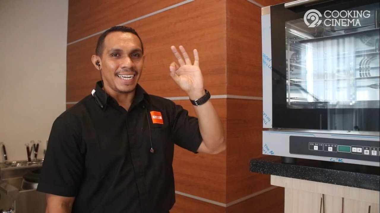 Cooking Demo With Customer at 2C Cooking Cinema and Introducing ...