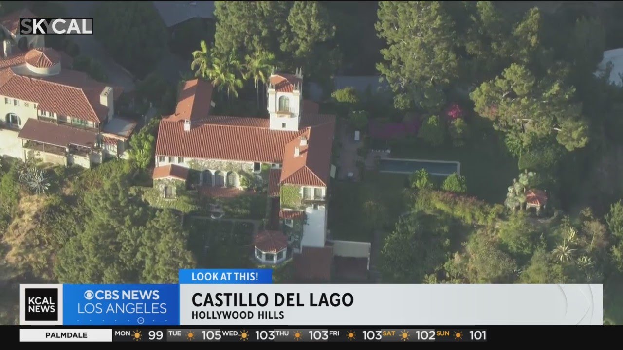 Castillo Del Lago | Look At This! - YouTube