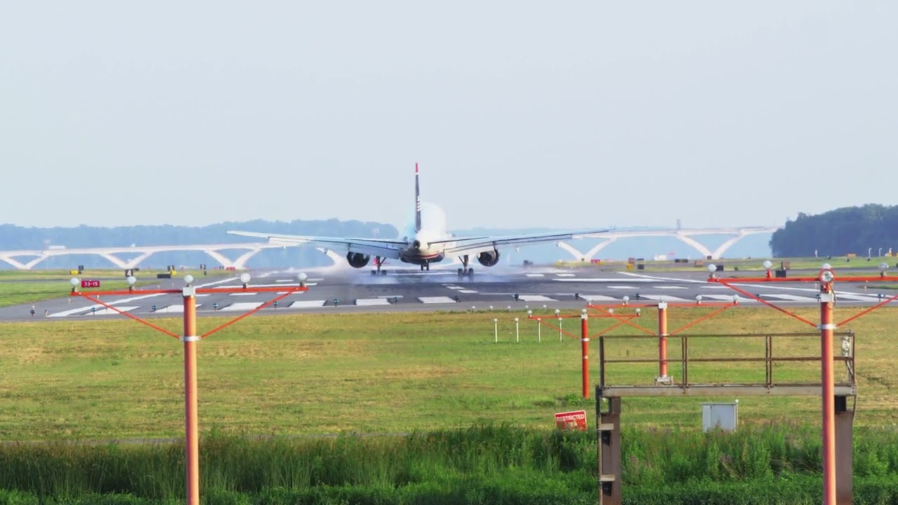FREE TO USE 4K Cinematic Airplane Landing video clip - YouTube