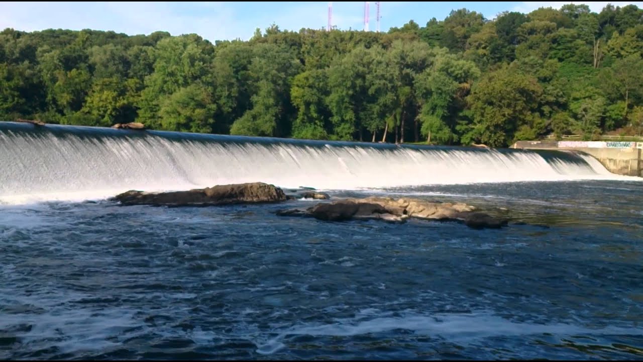 Schuylkill River - THE FALLS - YouTube