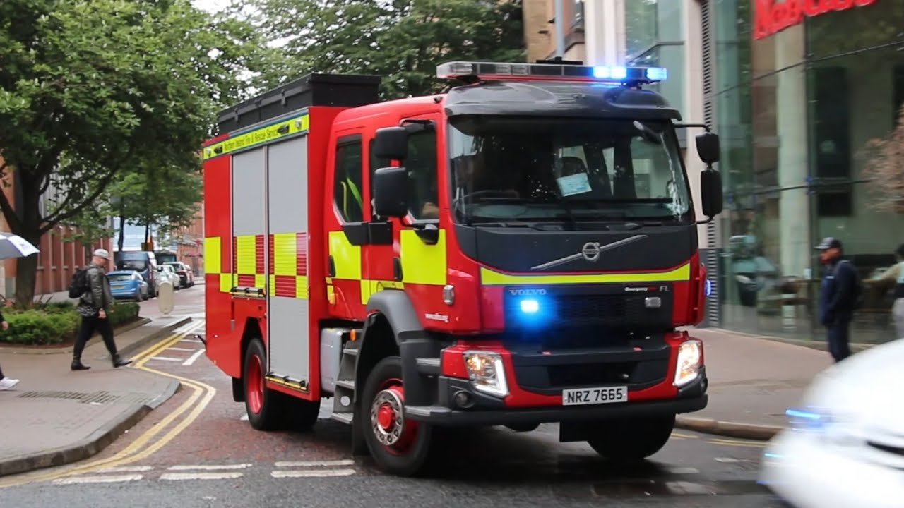 NIFRS SRT - RT196 Volvo FLL Rescue Support Unit Responding! - YouTube