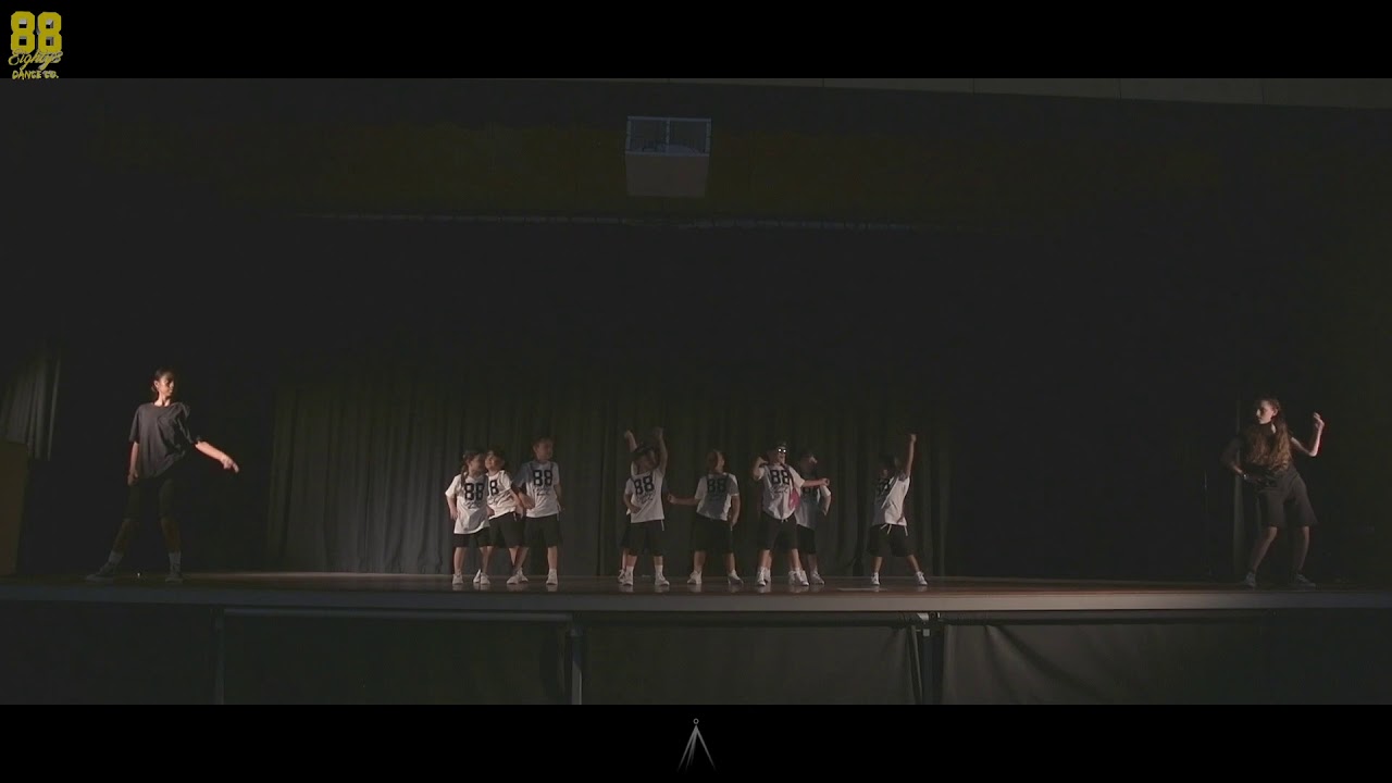 LIL BOPPERS | EIGHTY8 DANCE COMPANY | EOYP19 - YouTube