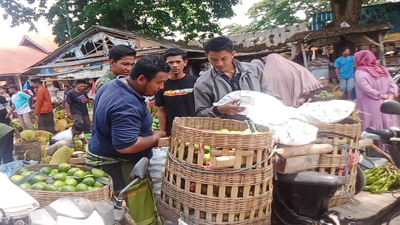 SABTU PASARAN DI PASAR BUAH PASREPAN PASURUAN - YouTube