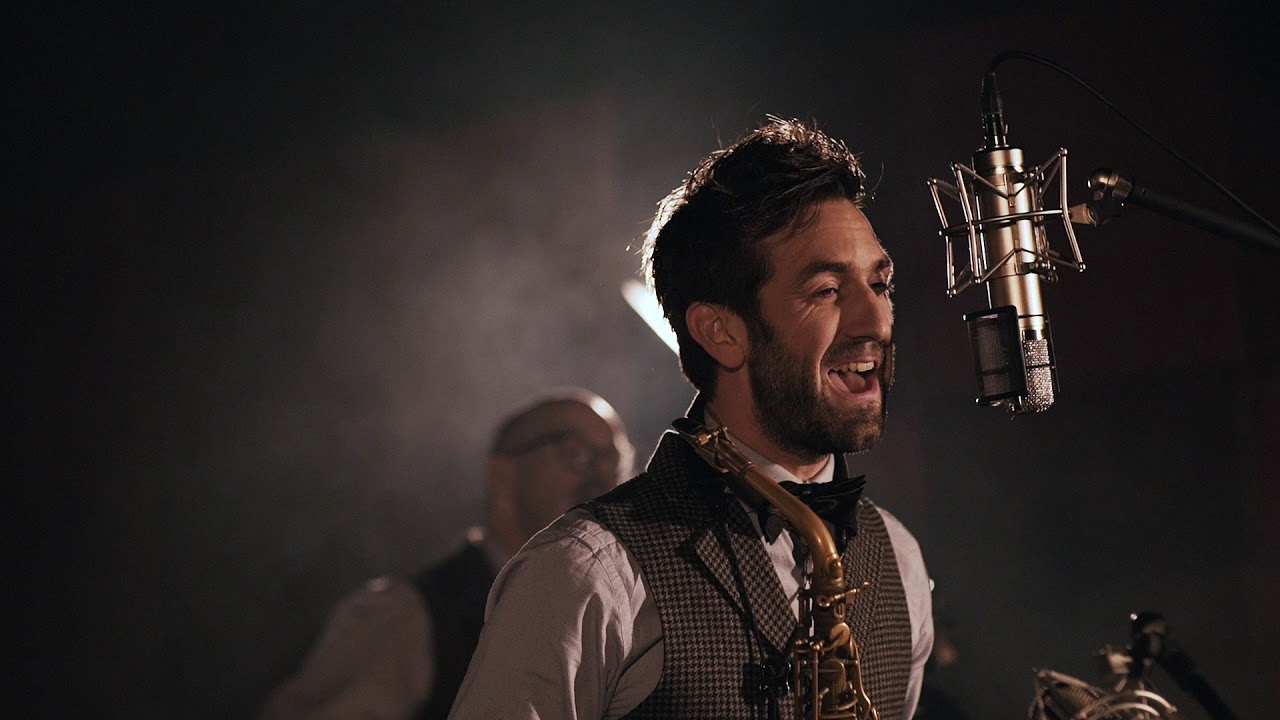 Threesome Jazz | Hound Dog | Live @ City Lounge II - YouTube