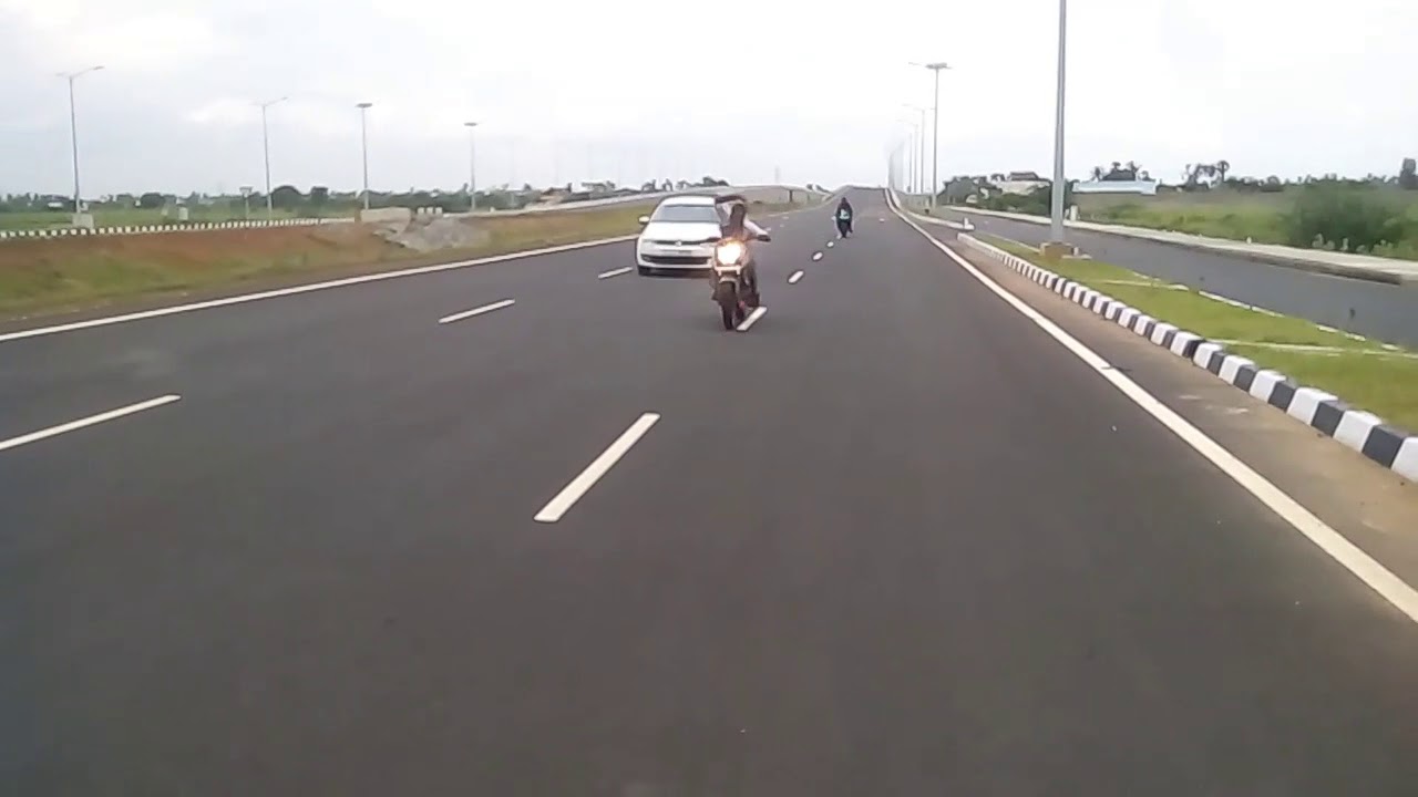 200ns vs R15 vs rx100 racing - YouTube