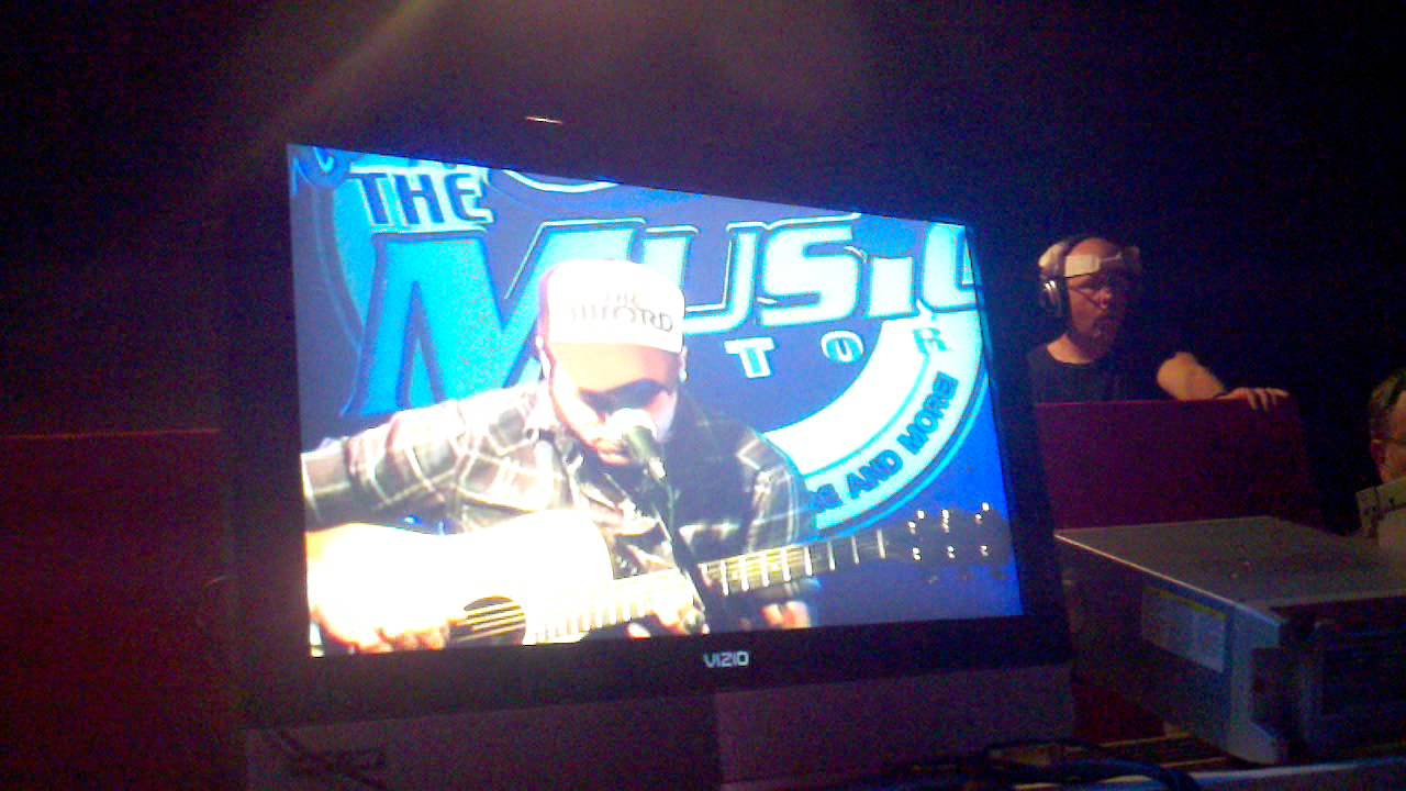 Lloyd Nicely accoustic - YouTube