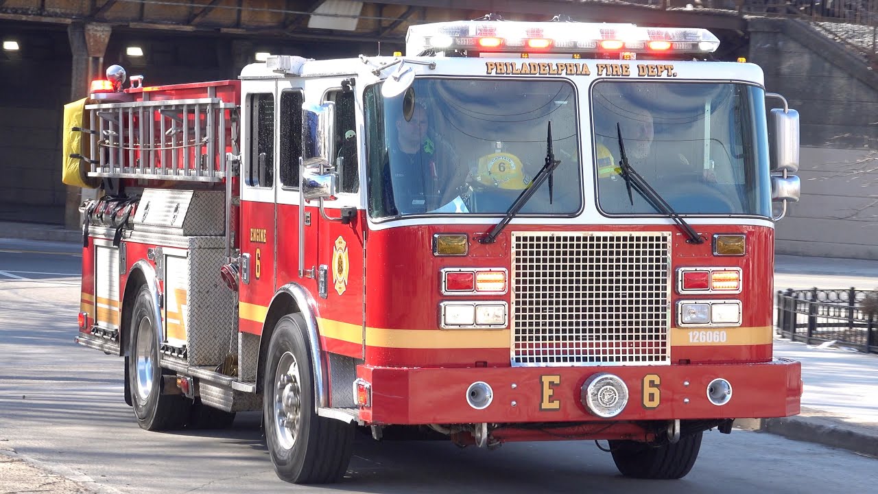 Philadelphia Fire Department Engine 6 Responding - YouTube