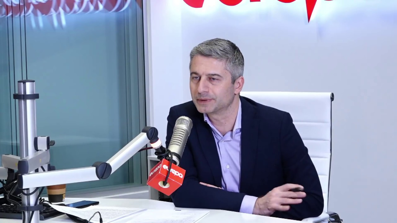 Piața Victoriei, cu Tudor Musat și Angela Cristea, şefa Reprezentanței ...