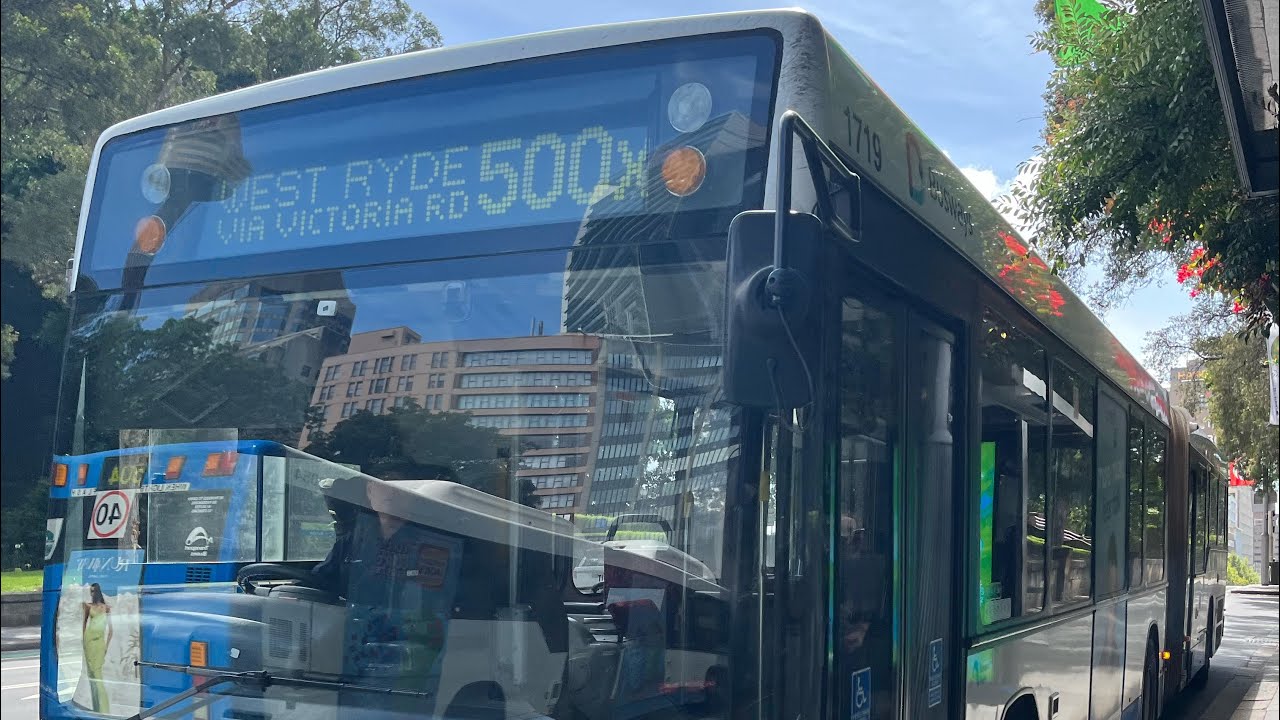 Busways Ryde Volvo B12BLEA Custom Coaches CB60 Euro 3 Christmas Big ...