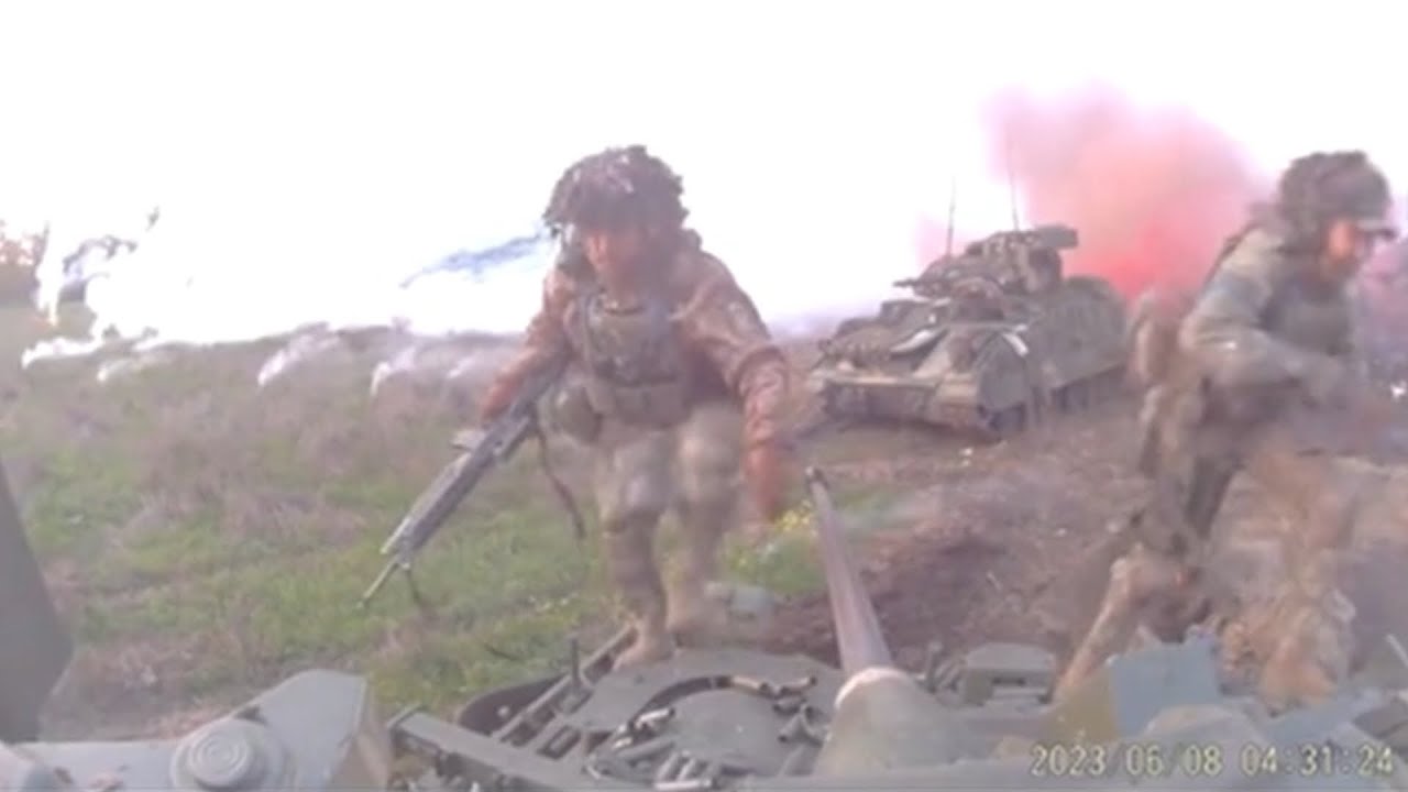 🔴 Ukraine GoPro Combat - M2 Bradley Platoons Last Stand in Russian ...