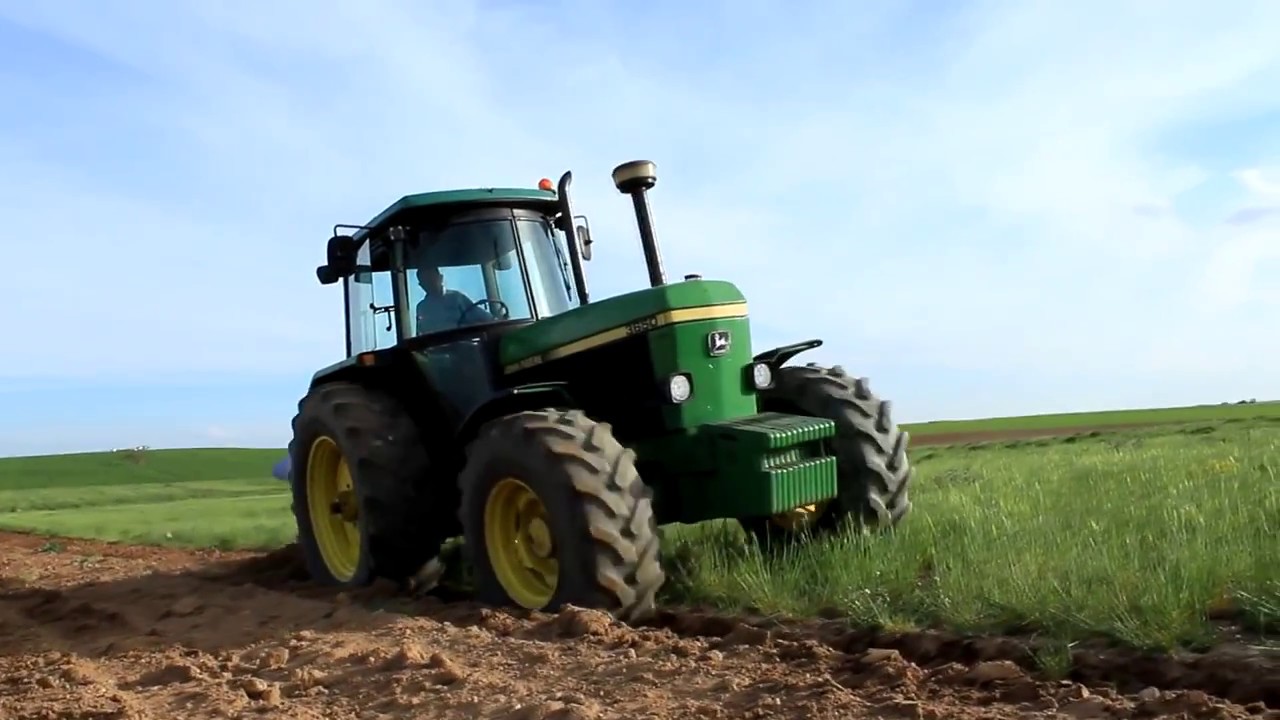 John Deere 3650 HD - YouTube