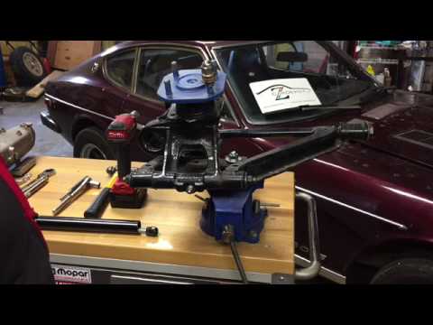 Rear Suspension Spindle Pin Removal Tool Datsun 240Z 260Z 280Z - YouTube