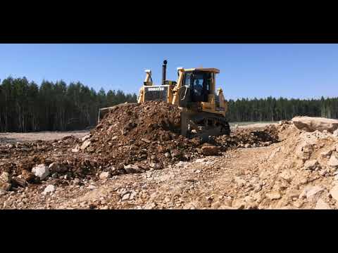 Komatsu D275 - YouTube