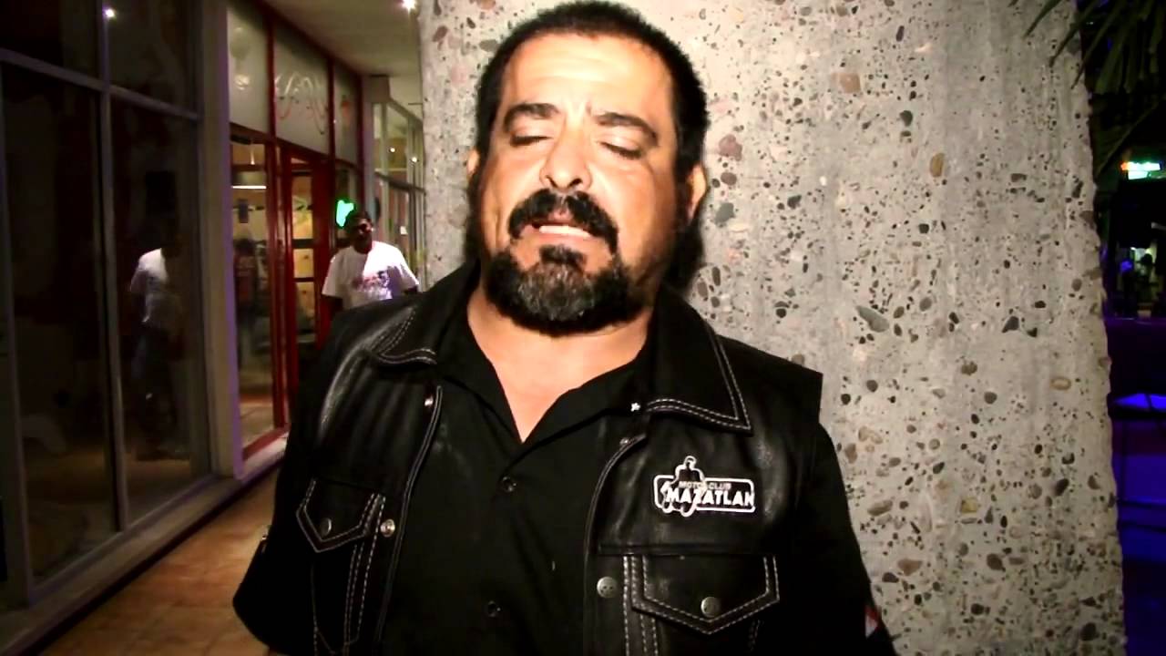 Entrevista Con El Hay Te Encargo - YouTube