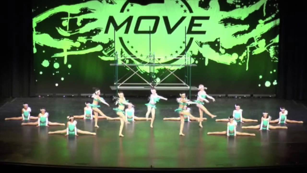 "Little Party" Move Dance Competition - YouTube