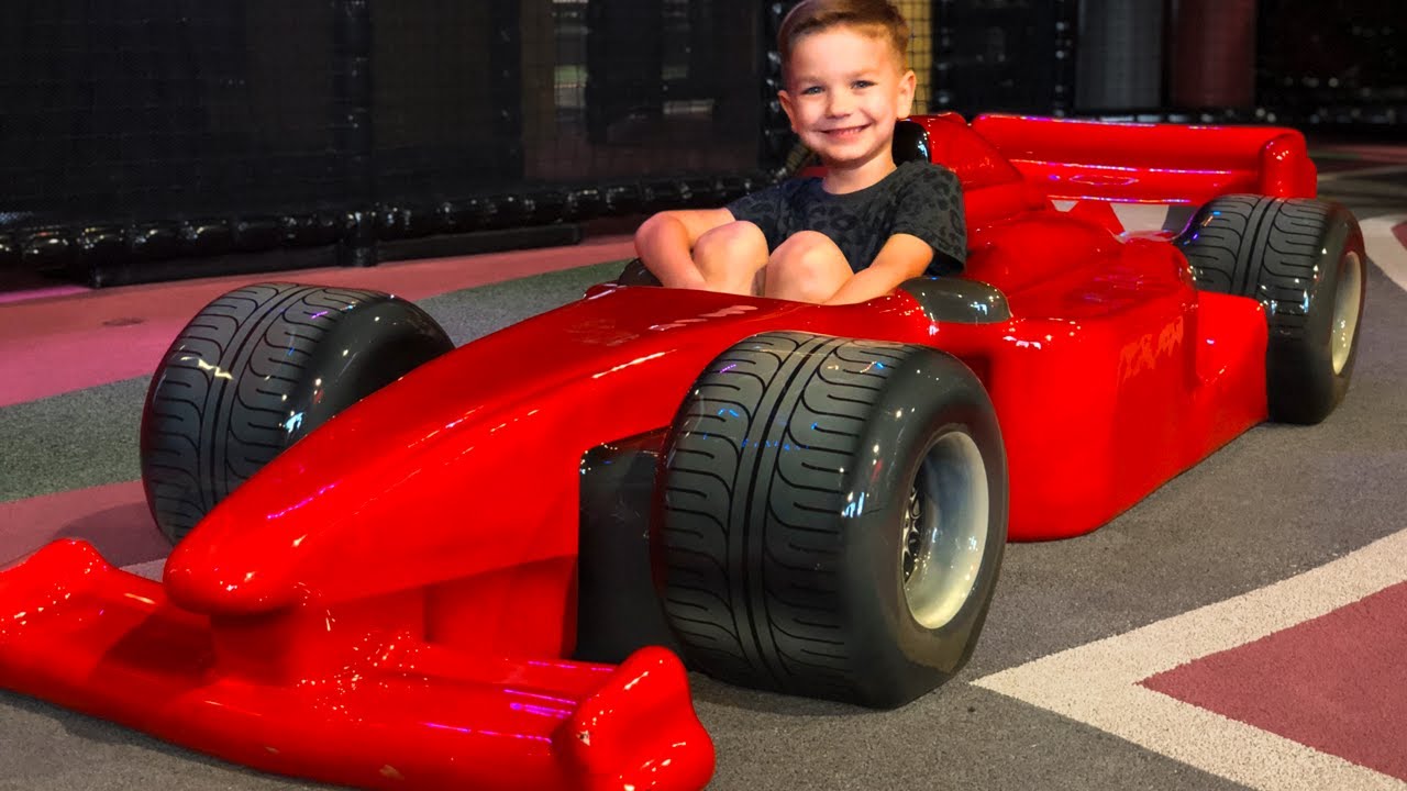 Cars figure out how to entertain Mark - YouTube