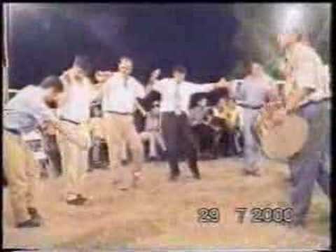 Geben kasabasında bir düğün