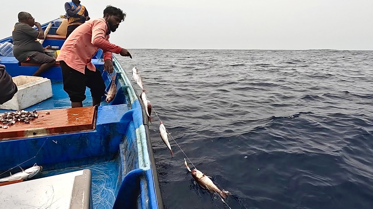 Hand Line Fishing in the Deep Sea - YouTube