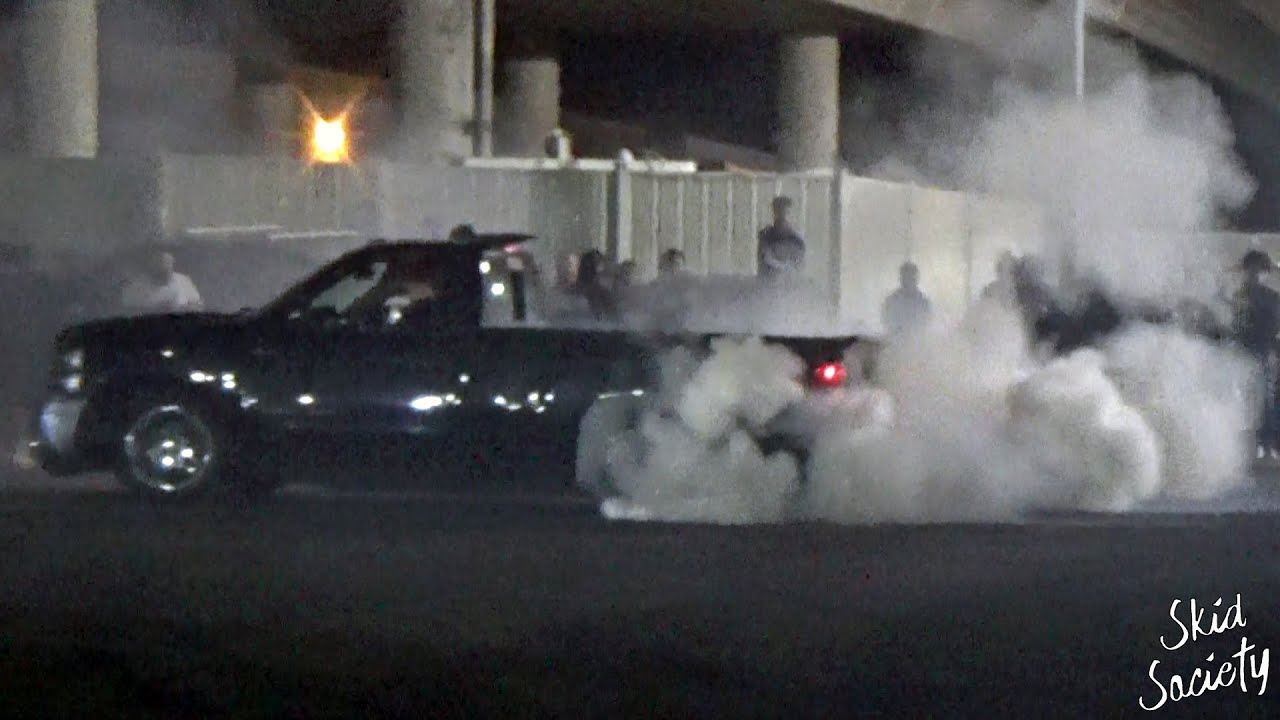Trucks and Muscle Cars doing Donuts at LA Car Meet on the Streets - YouTube
