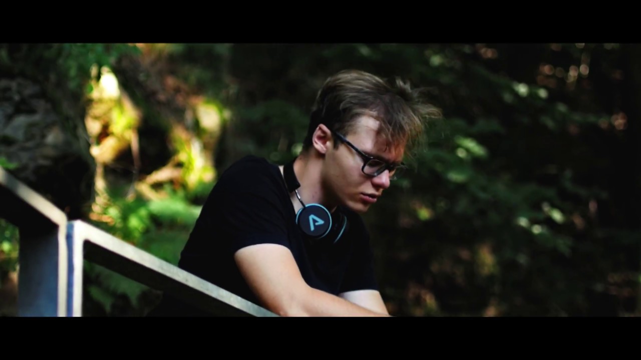 Filip Gregor - Vlny - YouTube