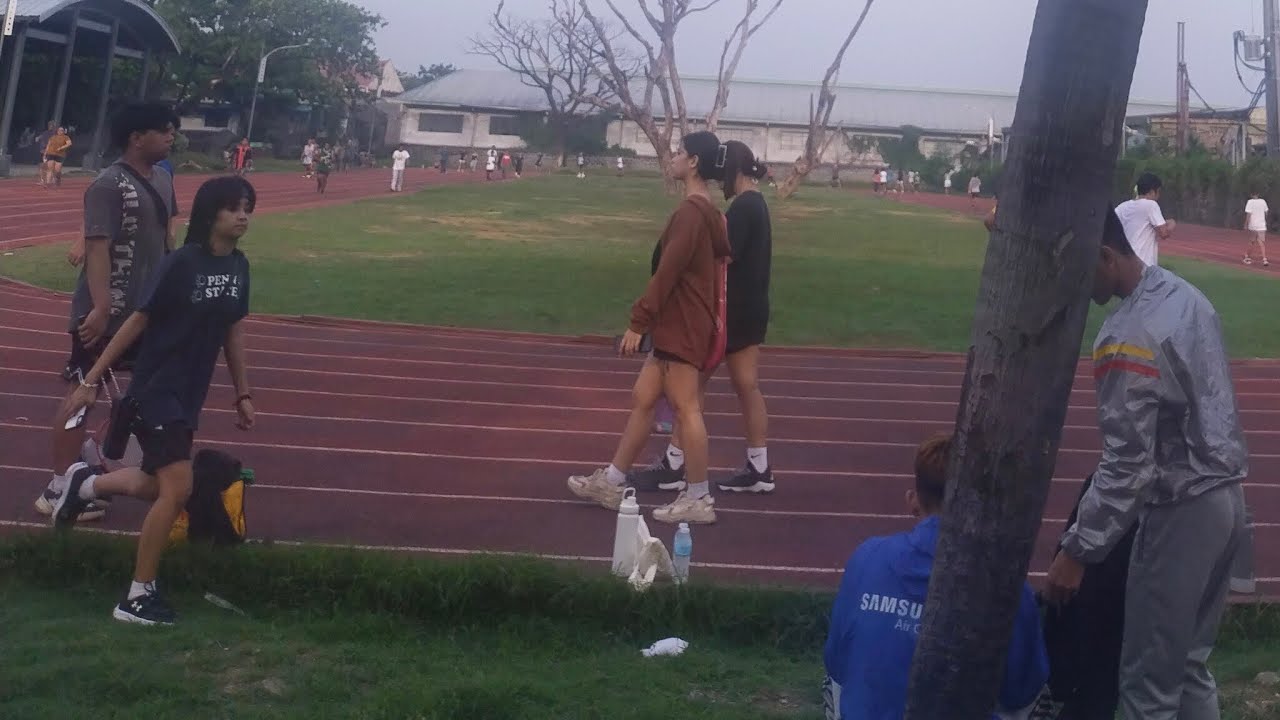 Dito ako sa oval cainta - YouTube